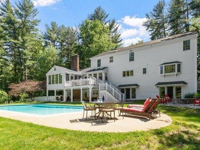 house with 4 bedroom, Carlisle MA DS104116935