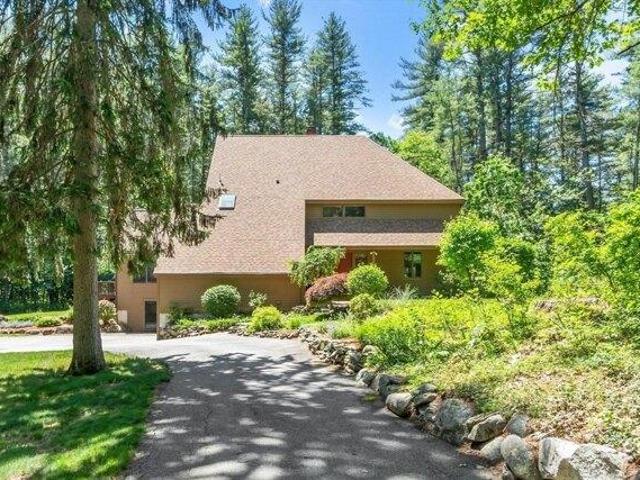house with 4 bedroom, Carlisle MA DS104352431