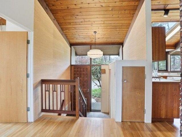 house with 4 bedroom, Carlisle MA ES103809032