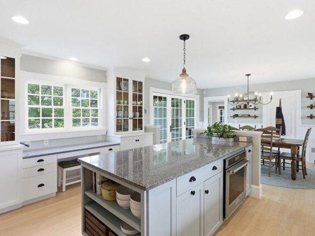 house with 4 bedroom, Carlisle MA ES104480184