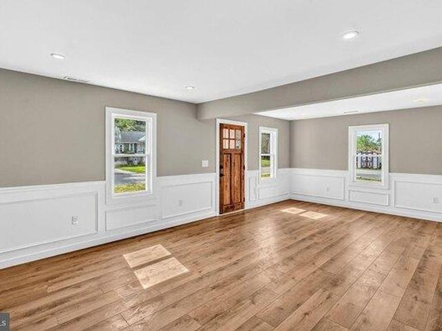 house with 4 bedroom, Carneys Point NJ ES105175276