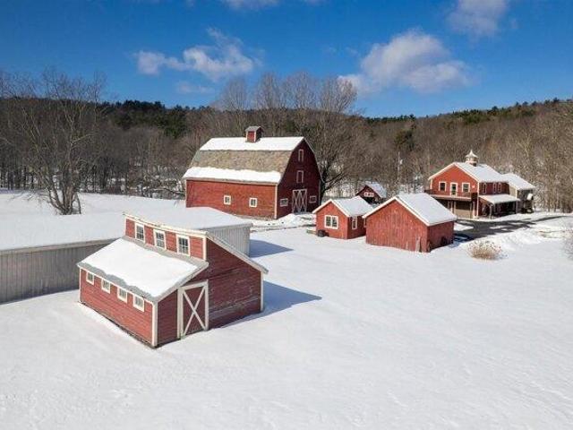 house with 4 bedroom, Castleton VT DS102593827