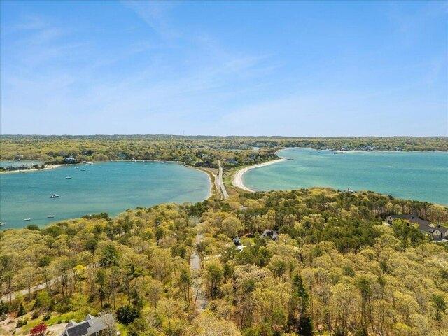 house with 4 bedroom, Cataumet MA DS102723843
