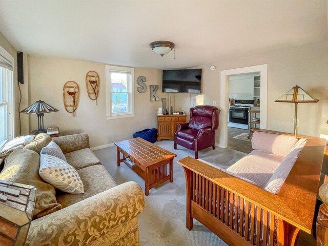 house with 4 bedroom, Cavendish VT DS101799111