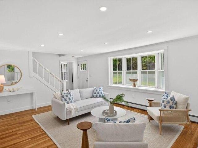 house with 4 bedroom, Centerville MA DS103849849
