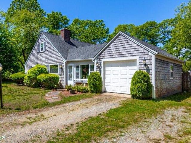 house with 4 bedroom, Centerville MA ES104351544