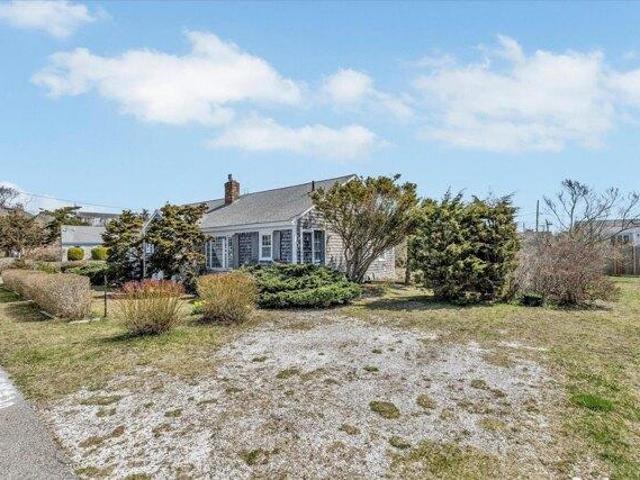house with 4 bedroom, Centerville MA ES105142151
