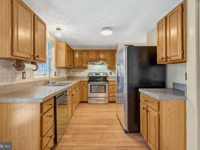 house with 4 bedroom, Centreville VA DS88546725