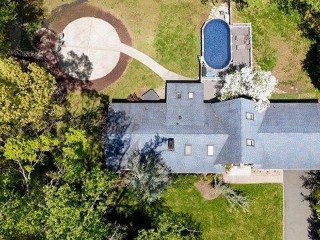 house with 4 bedroom, Cedar Grove NJ DLS102215026