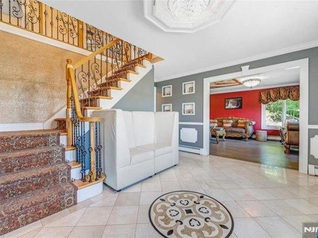 house with 4 bedroom, Cedar Grove NJ DS102254725