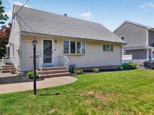 house with 4 bedroom, Cedar Grove NJ DS104409184