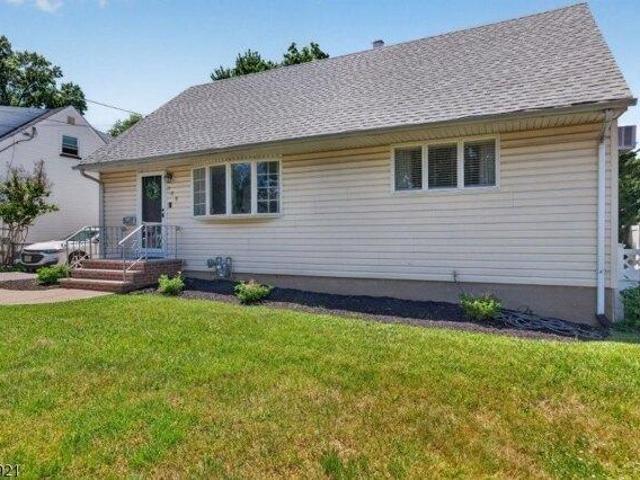 house with 4 bedroom, Cedar Grove NJ ES105125534