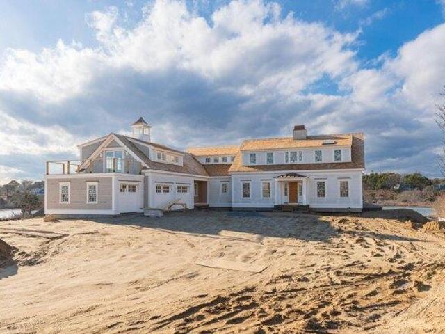 house with 4 bedroom, Chatham MA DS102959279
