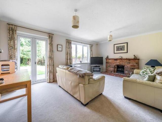 House With 4 Bedroom Chalfont St. Peter Buckinghamshire ES86553164