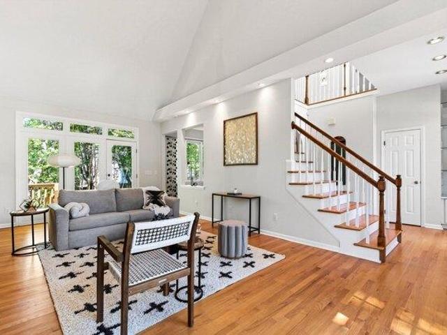 house with 4 bedroom, Chapel Hill NC DS103600065