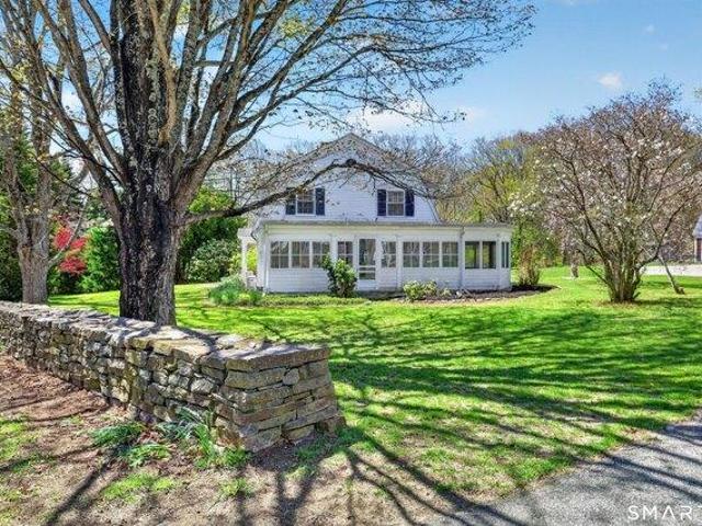 house with 4 bedroom, Chaplin CT DLS102476819