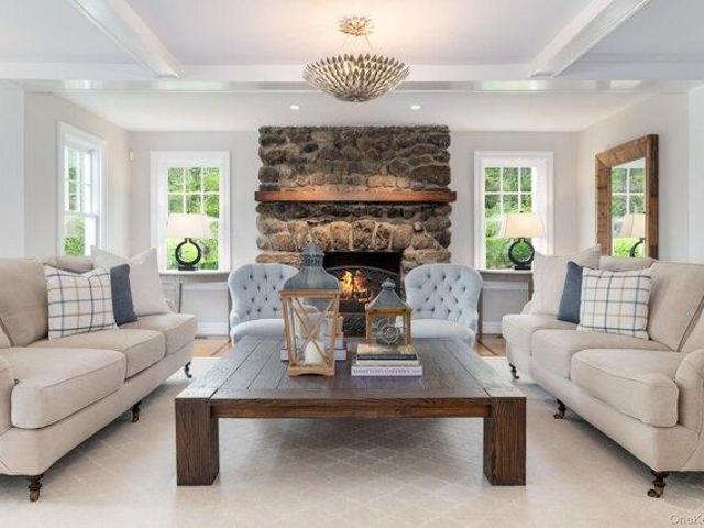 house with 4 bedroom, Chappaqua NY ES105276153