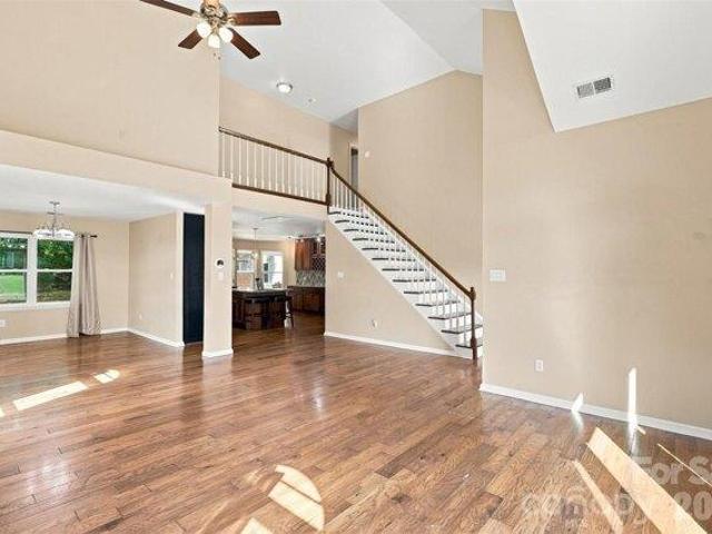 house with 4 bedroom, Charlotte NC ES104898213