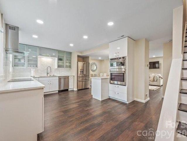 house with 4 bedroom, Charlotte NC ES104901597