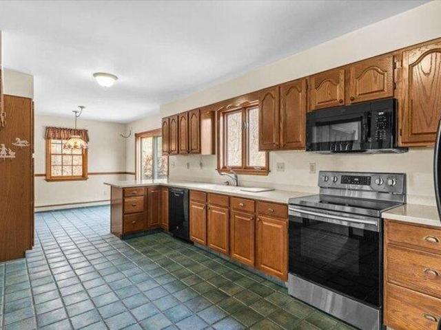 house with 4 bedroom, Charlotte VT ES103666752