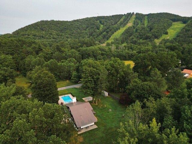 house with 4 bedroom, Charlemont MA ES105142938