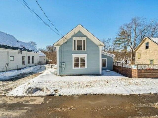 house with 4 bedroom, Charlestown NH DLS101603728