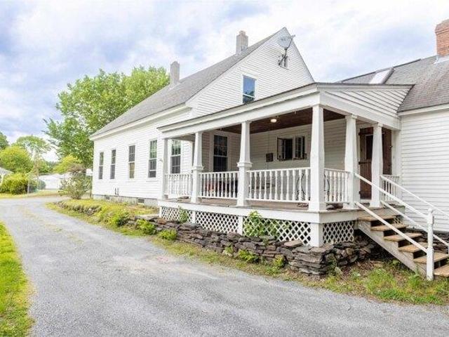 house with 4 bedroom, Charlestown NH ES104850521