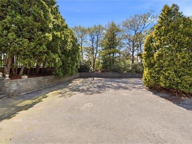 house with 4 bedroom, Charlestown RI DS104262416