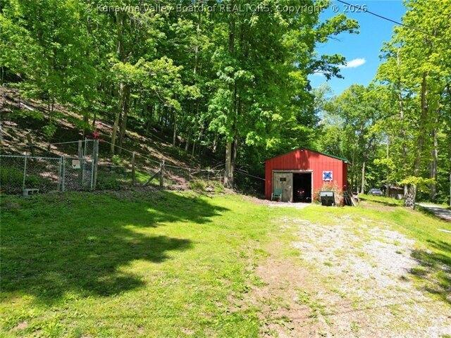 house with 4 bedroom, Charleston WV ES104899181