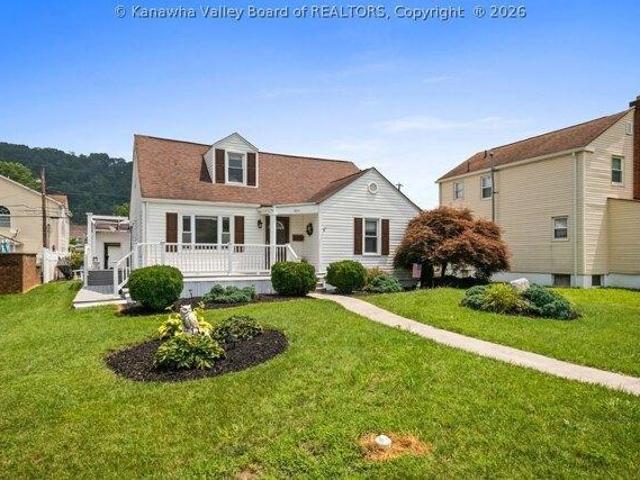 house with 4 bedroom, Charleston WV ES104902868