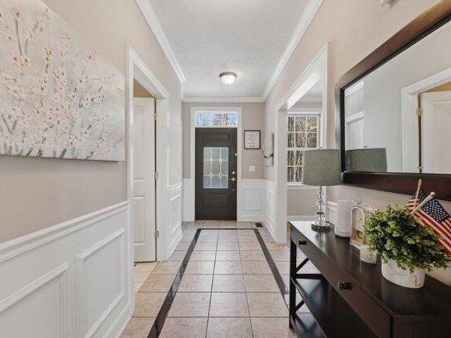 house with 4 bedroom, Charlton MA ES103161800