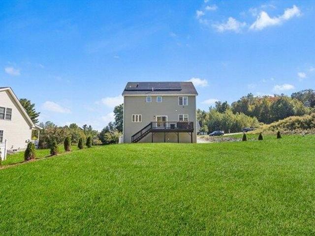 house with 4 bedroom, Charlton MA ES104187715