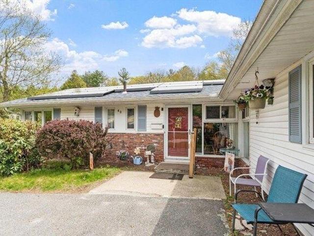 house with 4 bedroom, Chelmsford MA DLS102822597