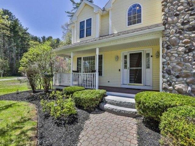 house with 4 bedroom, Chelmsford MA DLS102922637