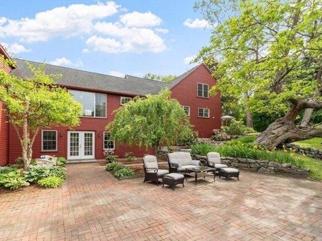 house with 4 bedroom, Chelmsford MA DS104331593
