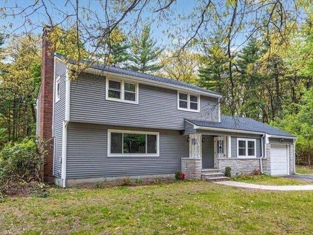 house with 4 bedroom, Chelmsford MA DS102922499
