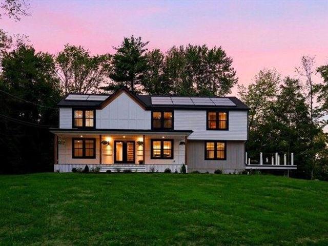 house with 4 bedroom, Chelmsford MA ES104759072