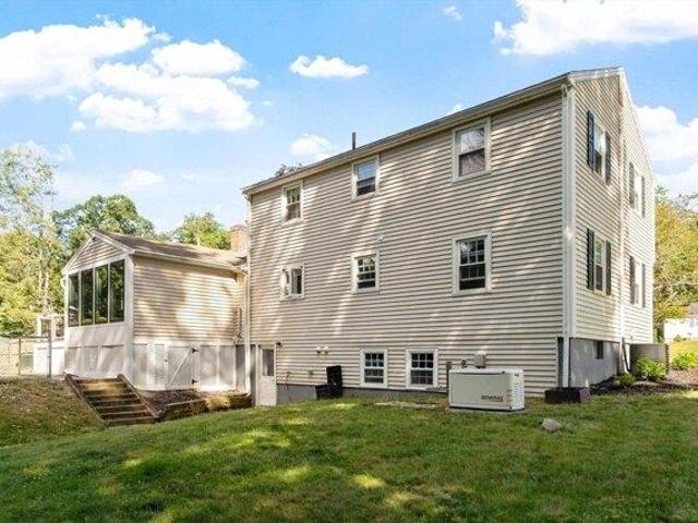 house with 4 bedroom, Chelmsford MA ES104851516