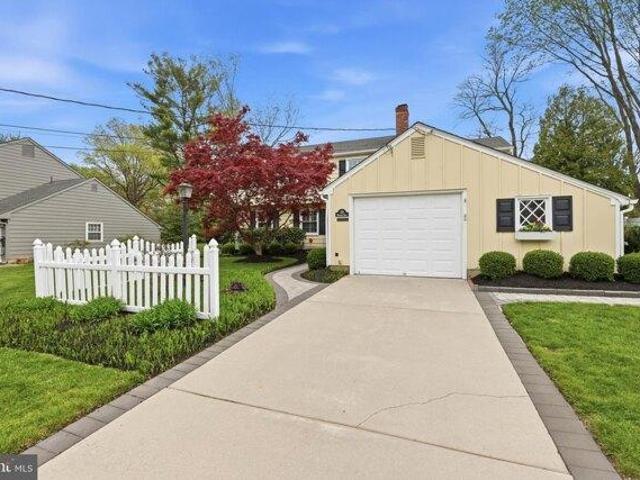 house with 4 bedroom, Cherry Hill NJ DLS101783312