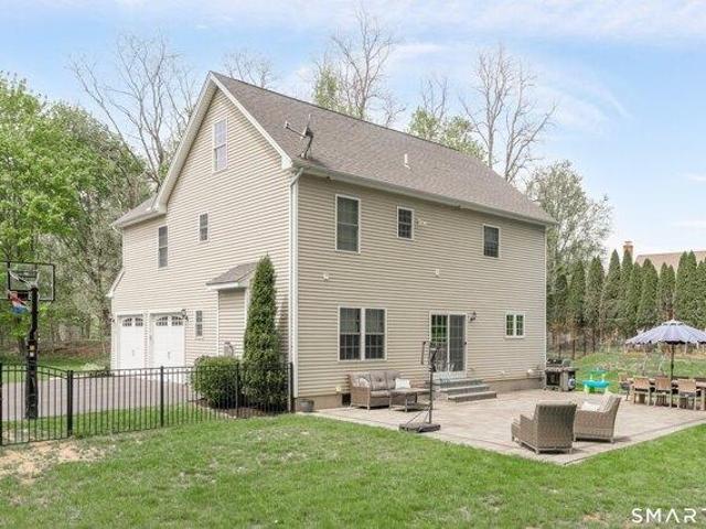 house with 4 bedroom, Cheshire CT DS102315621