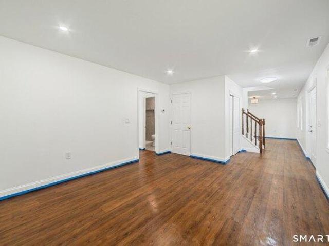house with 4 bedroom, Cheshire CT ES104296696