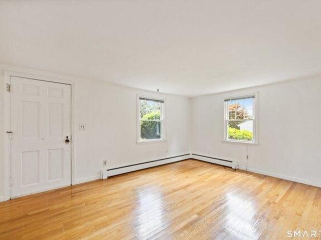 house with 4 bedroom, Cheshire CT ES104921015