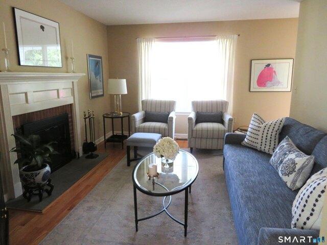 house with 4 bedroom, Cheshire CT ES105114643