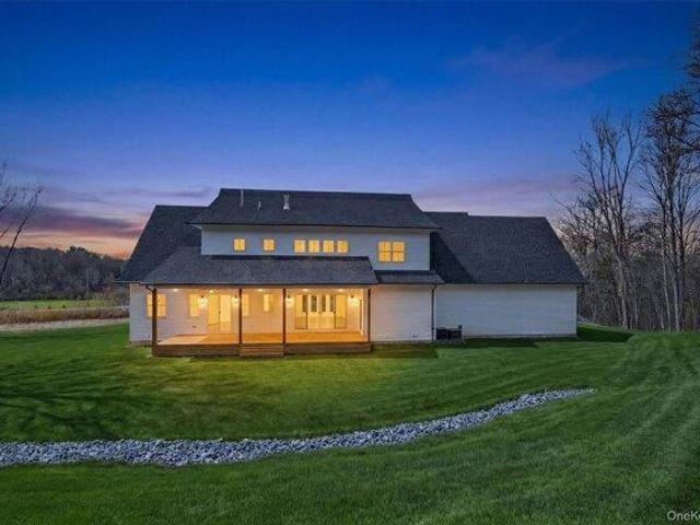 house with 4 bedroom, Chester NY DLS101746850