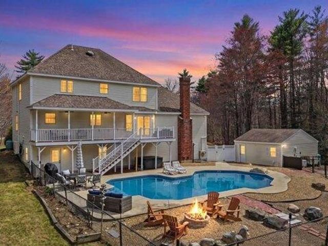 house with 4 bedroom, Chester NH DLS102412889