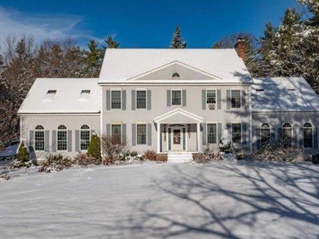 house with 4 bedroom, Chester NH DLS102564153