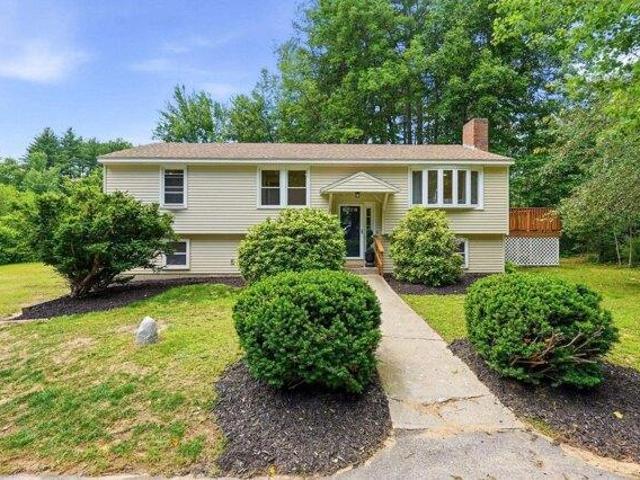 house with 4 bedroom, Chester NH DS104329239