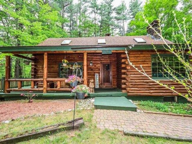 house with 4 bedroom, Chester NH DS103101259