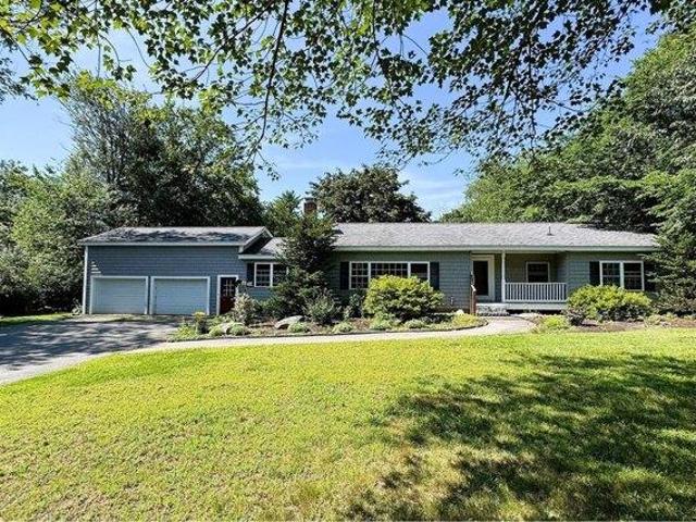house with 4 bedroom, Chester NH ES105095213