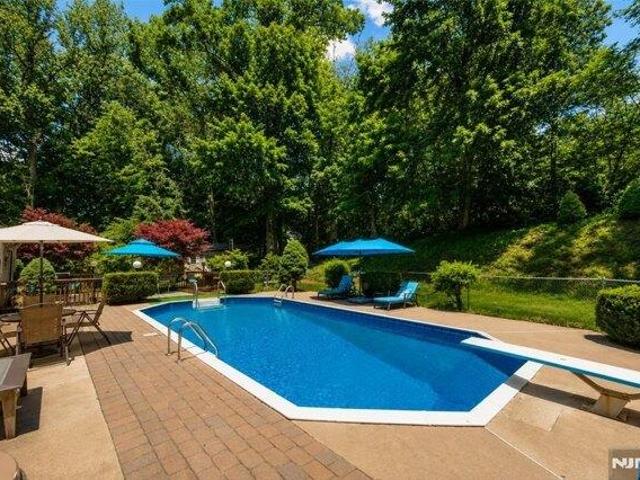 house with 4 bedroom, Chester NJ ES105160608